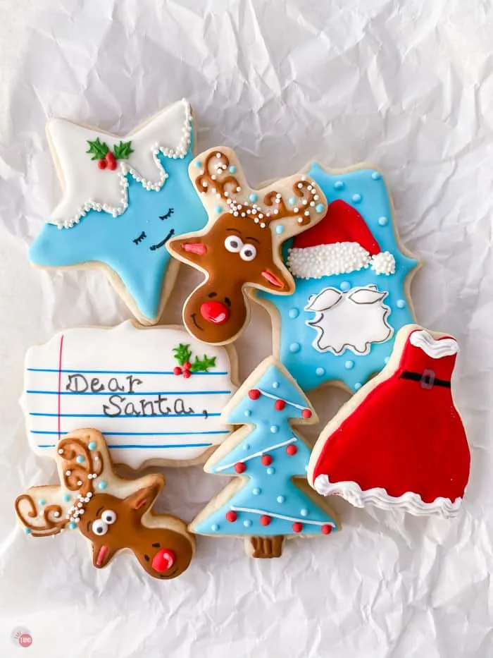 Pretty Christmas Sugar Cookies (Easy) Take Two Tapas